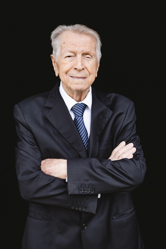 Luto: Empresário e fundador do Grupo Giassi morre aos 90 anos - Ligado ...